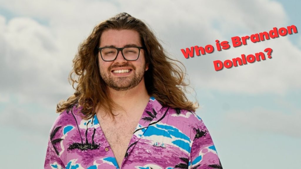 Charli D'Amelio Biography, Wiki, Age, Family, Boyfriend & More